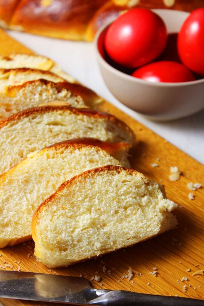 GREEK SWEET BREAD - TSOUREKI RECIPE - 30 days of Greek food