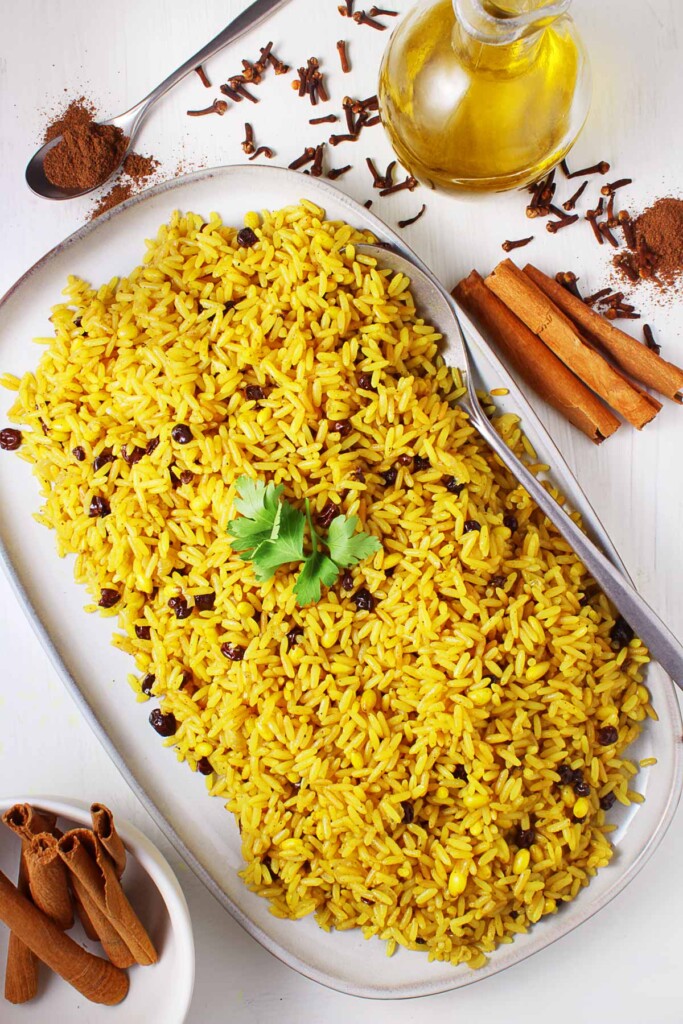 GREEK YELLOW RICE - SMYRNA PILAF - 30 days of Greek food