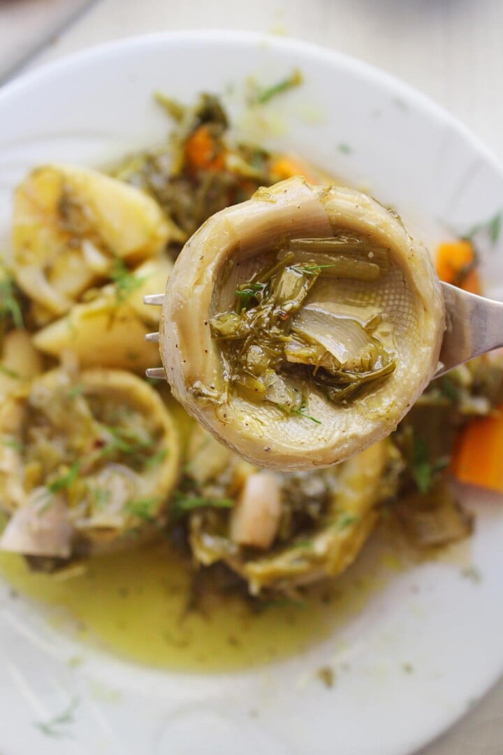 GREEK STEW WITH ARTICHOKE BOTTOMS - 30 days of Greek food