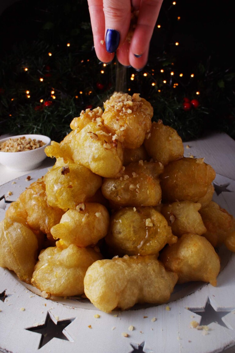 GREEK DONUTS WITH HONEY- LOUKOUMADES - 30 days of Greek food